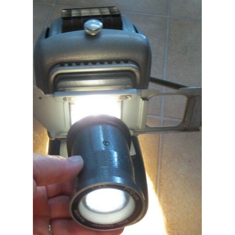 Ancien projecteur de diapositive NORIS