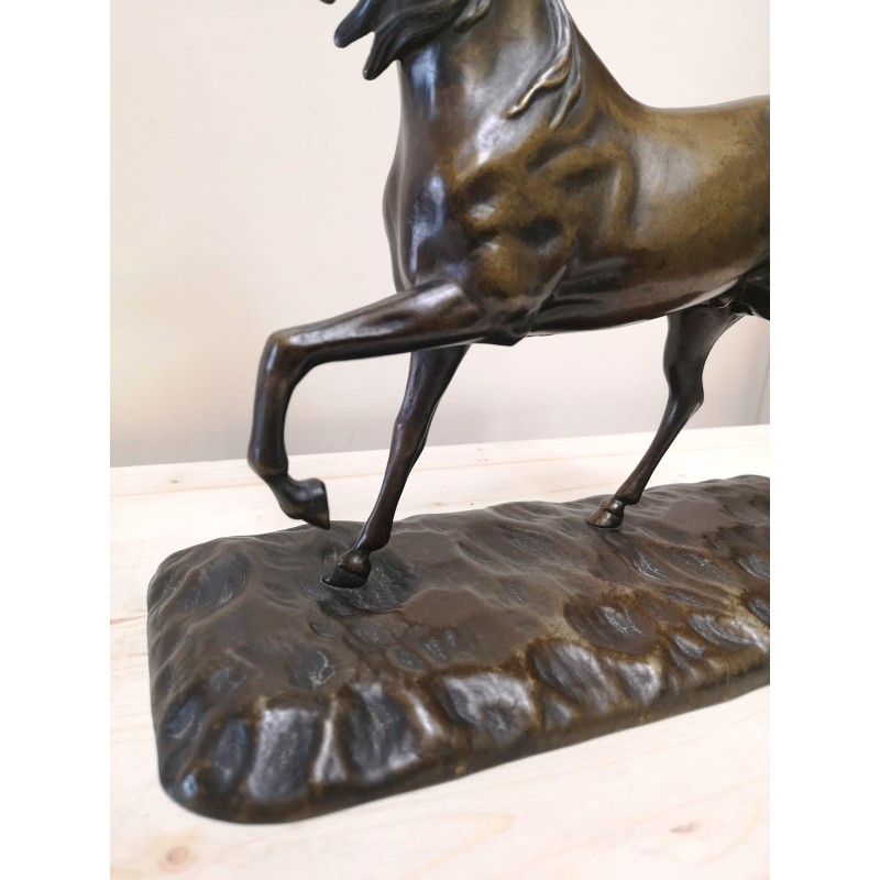 Cheval en bronze