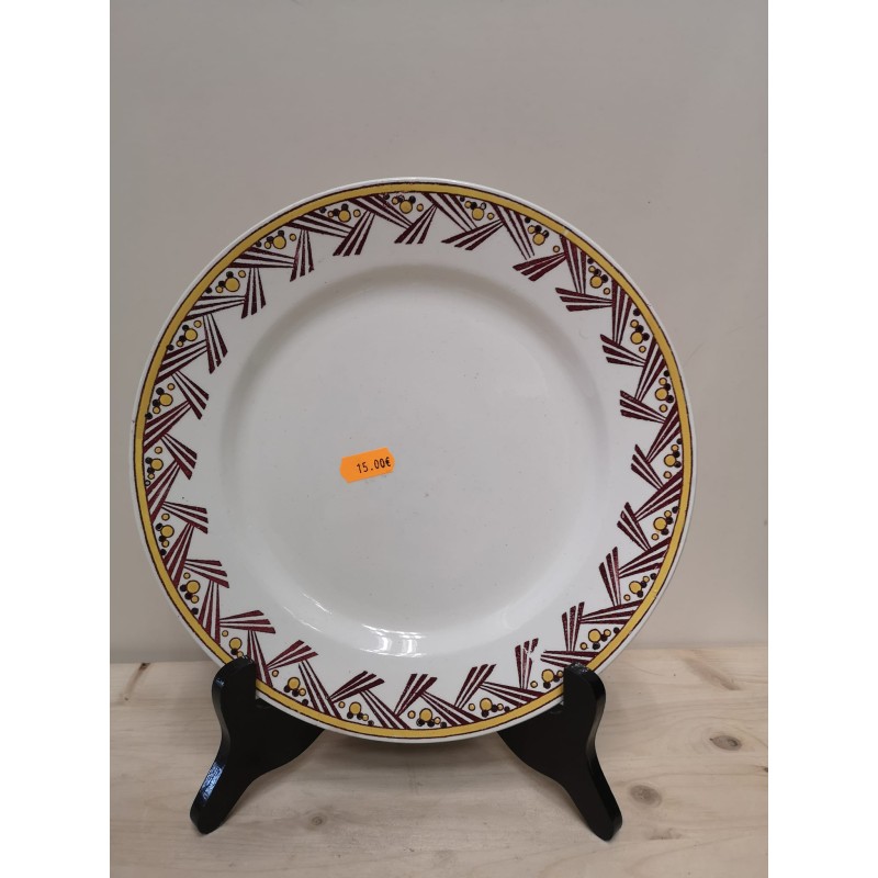 Assiette plate Boch La Louvière